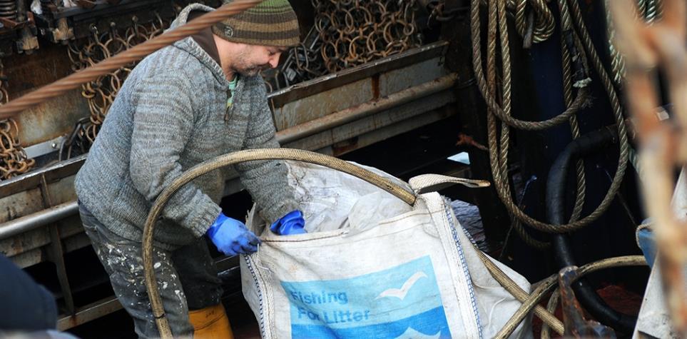 UK action on marine litter | News | World Fishing