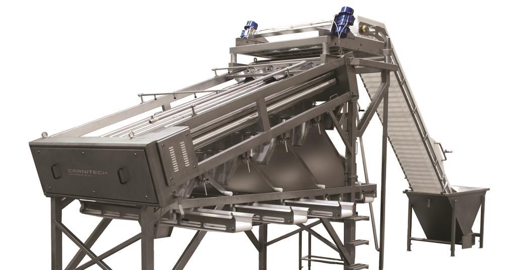 New roller grader and SMARTloader from Carnitech | News | World Fishing