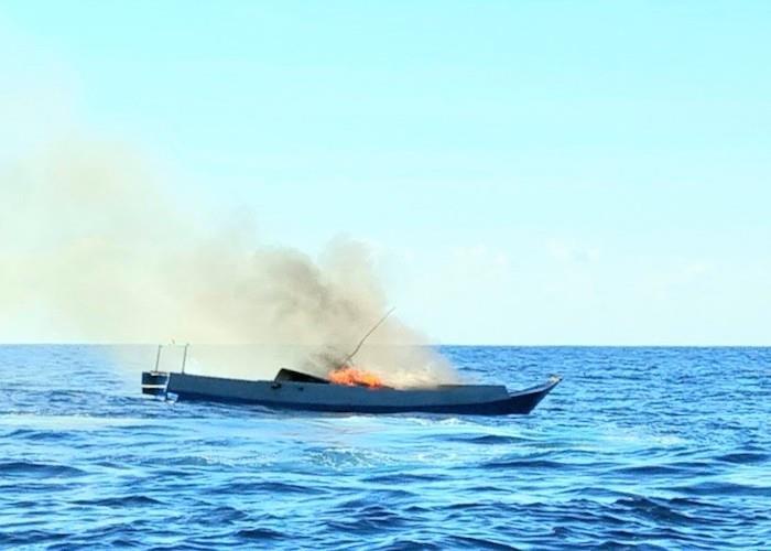 Poachers boarded and destroyed | News | World Fishing